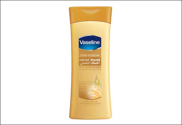Vaseline has now introduced the new Vaseline Total Moisture Velvet Musk ...